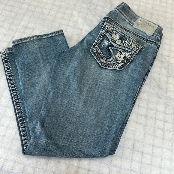 Silver Jeans | Jeans | 28 X 23 Capris Silver Suki Midrise Like New ...